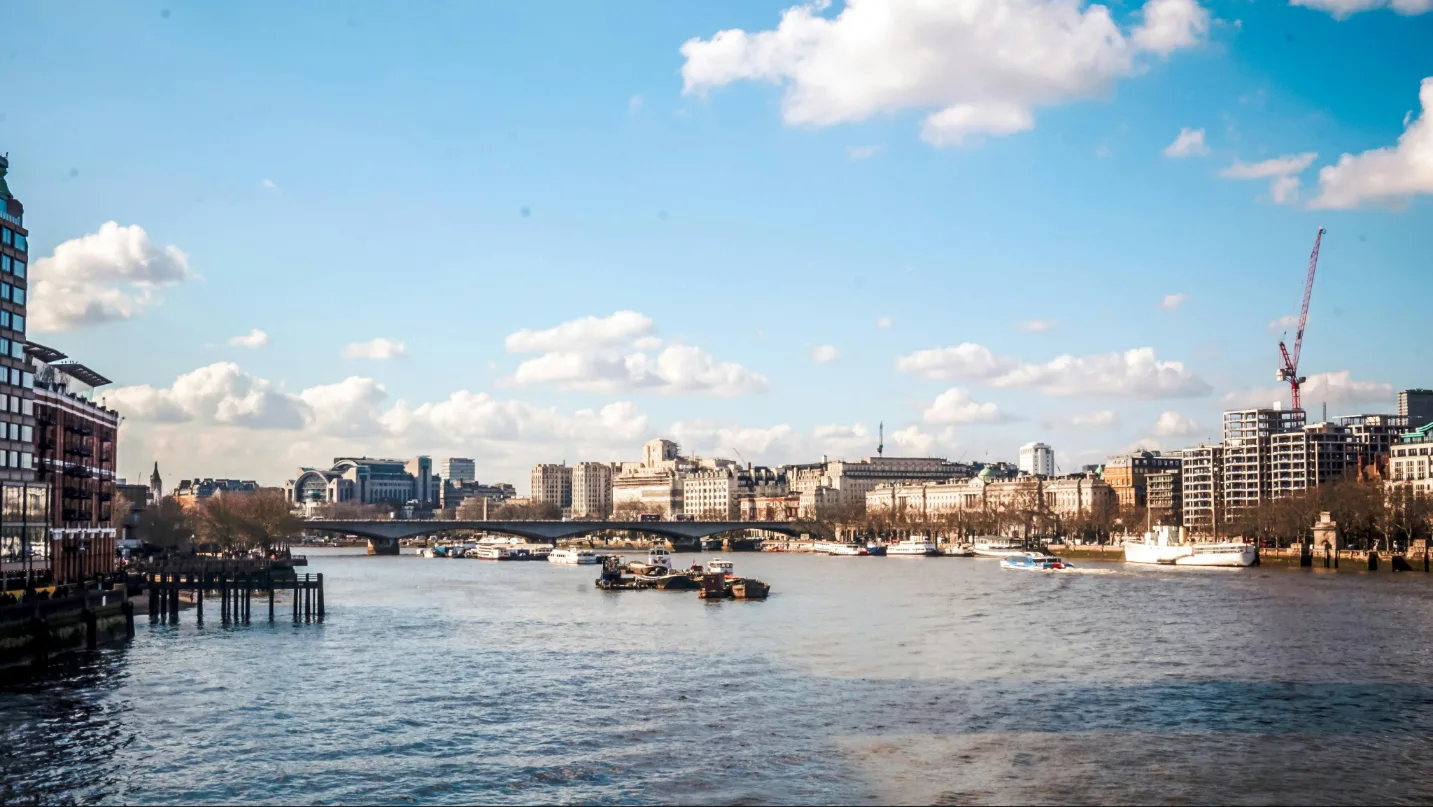 Riverside Property: Neo Bankside
